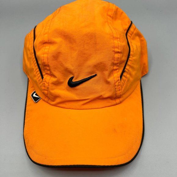 Nike | Accessories | Nike Hat 5 Panel Small Medium Stretch Fitted Cap ...